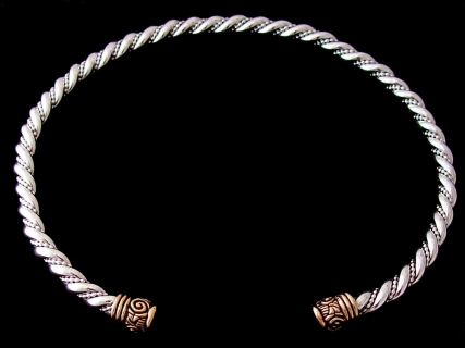 Celtic Torcs & Viking Neck Rings | Urweg